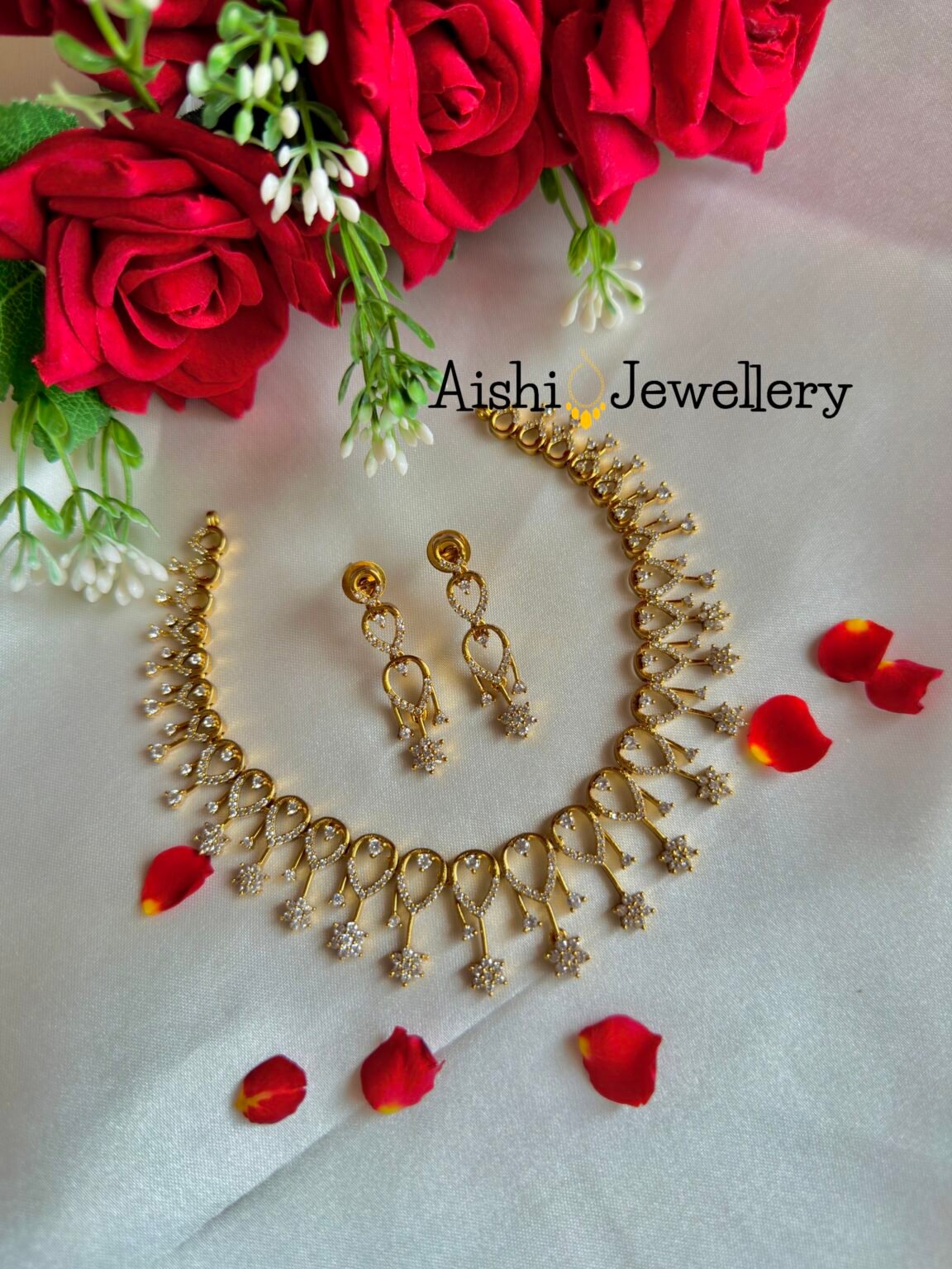 Star Ad Gold Finish Neck Set- N383 - Aishi Jewellery - Buy Fashion ...